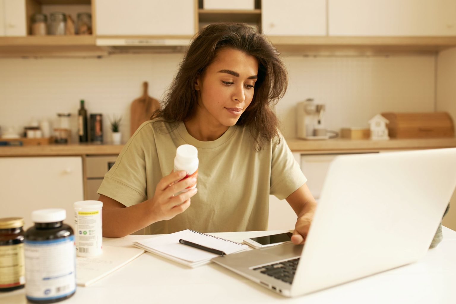 Order Amoxicillin 500mg Capsules Online In The UK | Meds For Less
